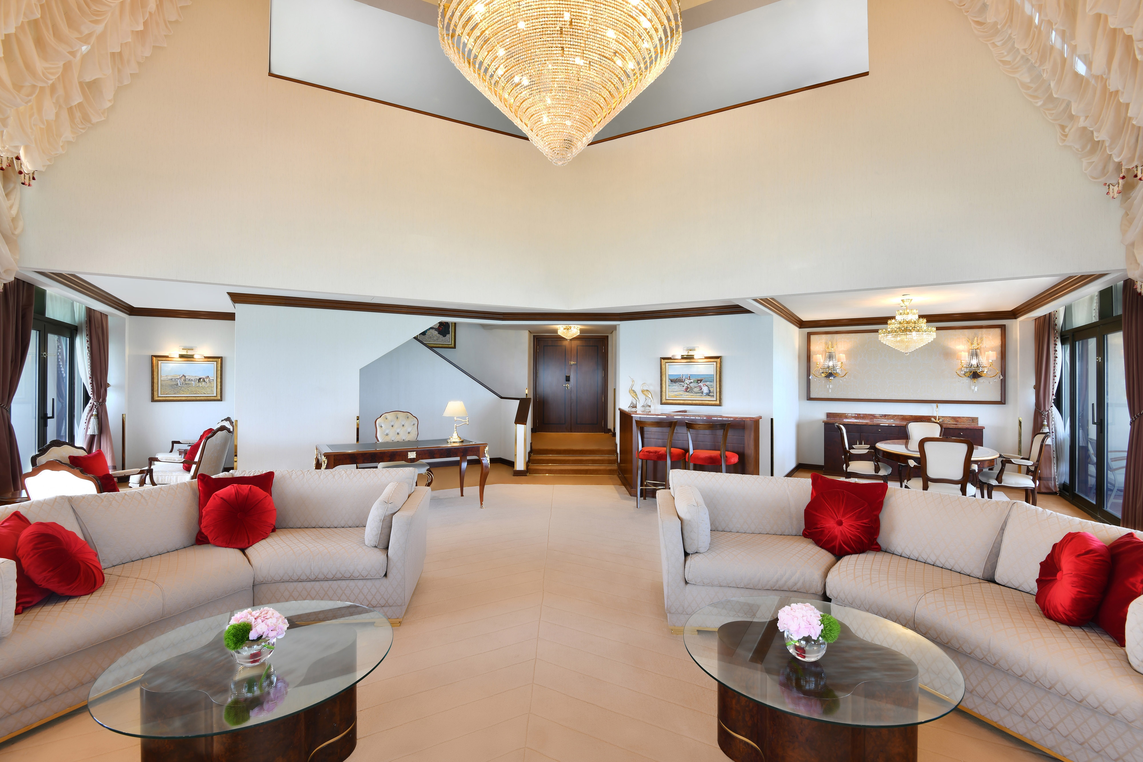 5 Star Hotel in West Bay, Doha | Sheraton Grand Doha