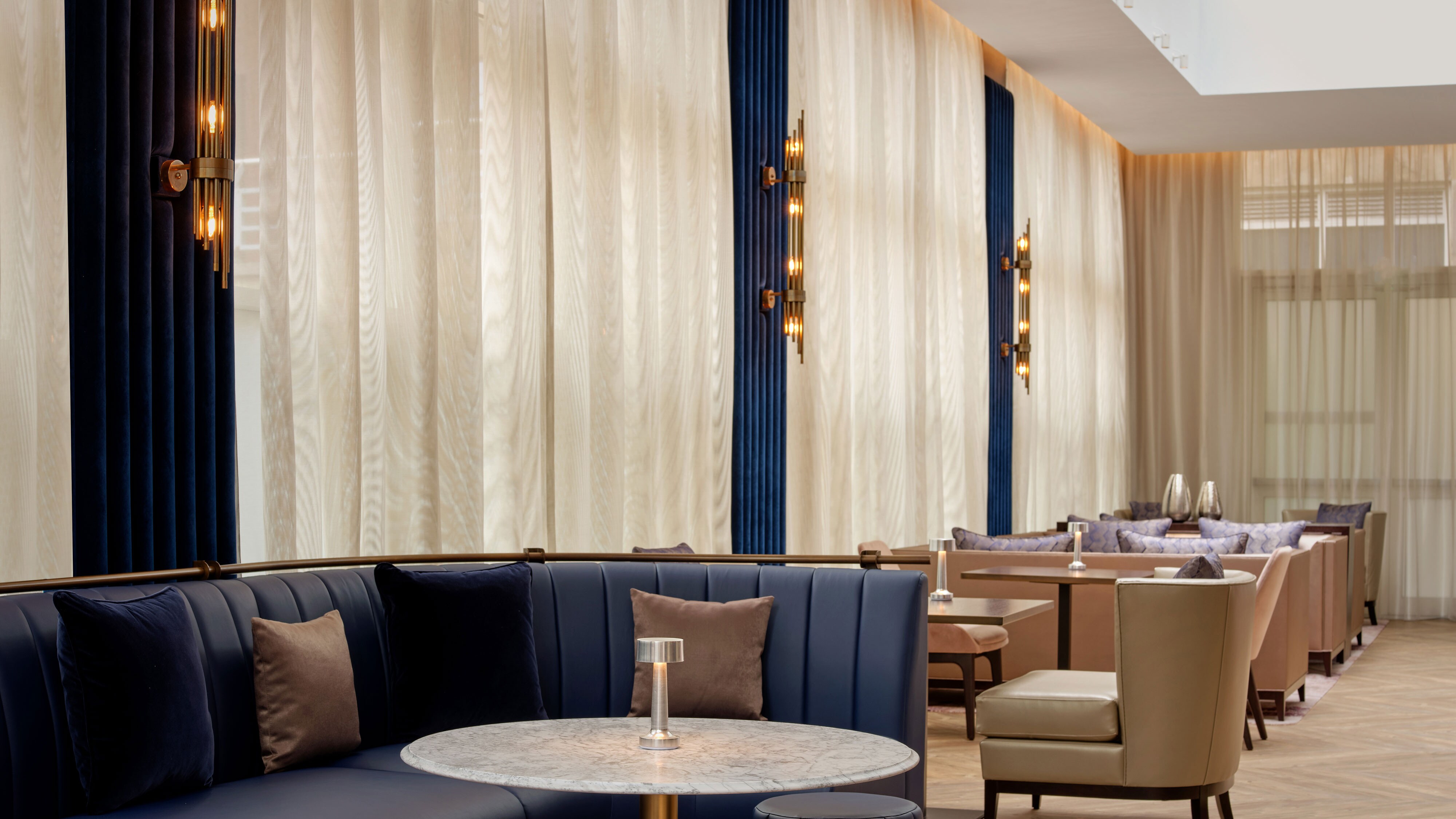 Discover our premium rooms and suites | Marriott Bonvoy - Home page