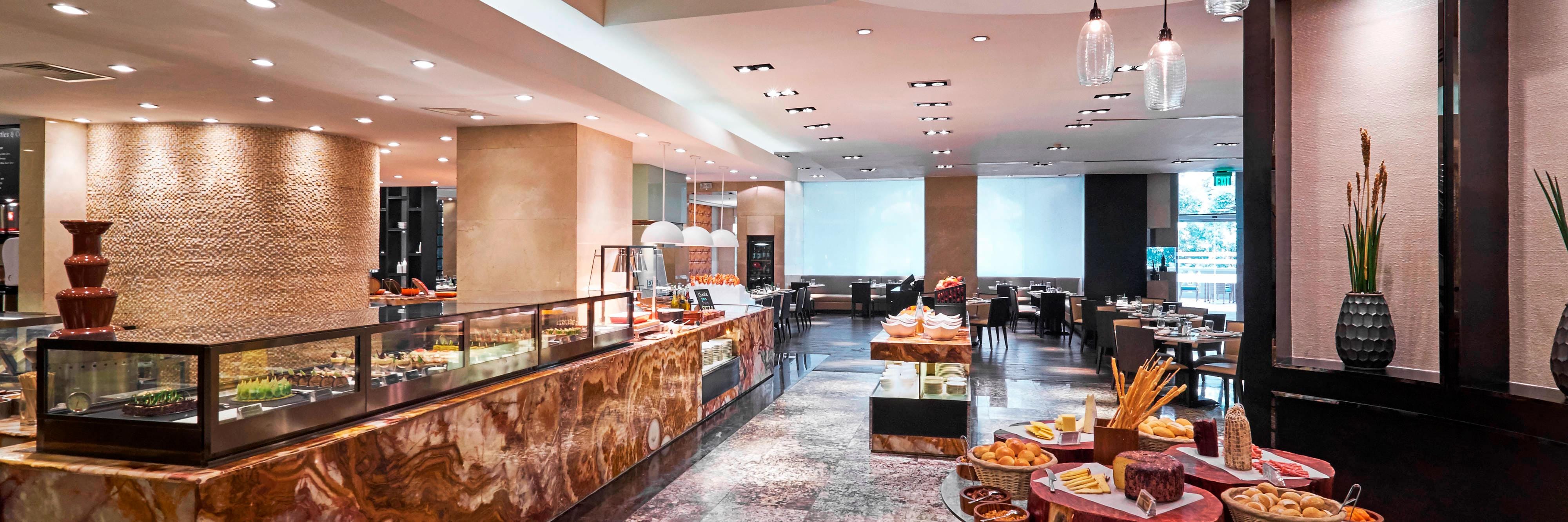 Marriott Hotel Buffet JW Kitchen, JW Marriott Hotel Marina More