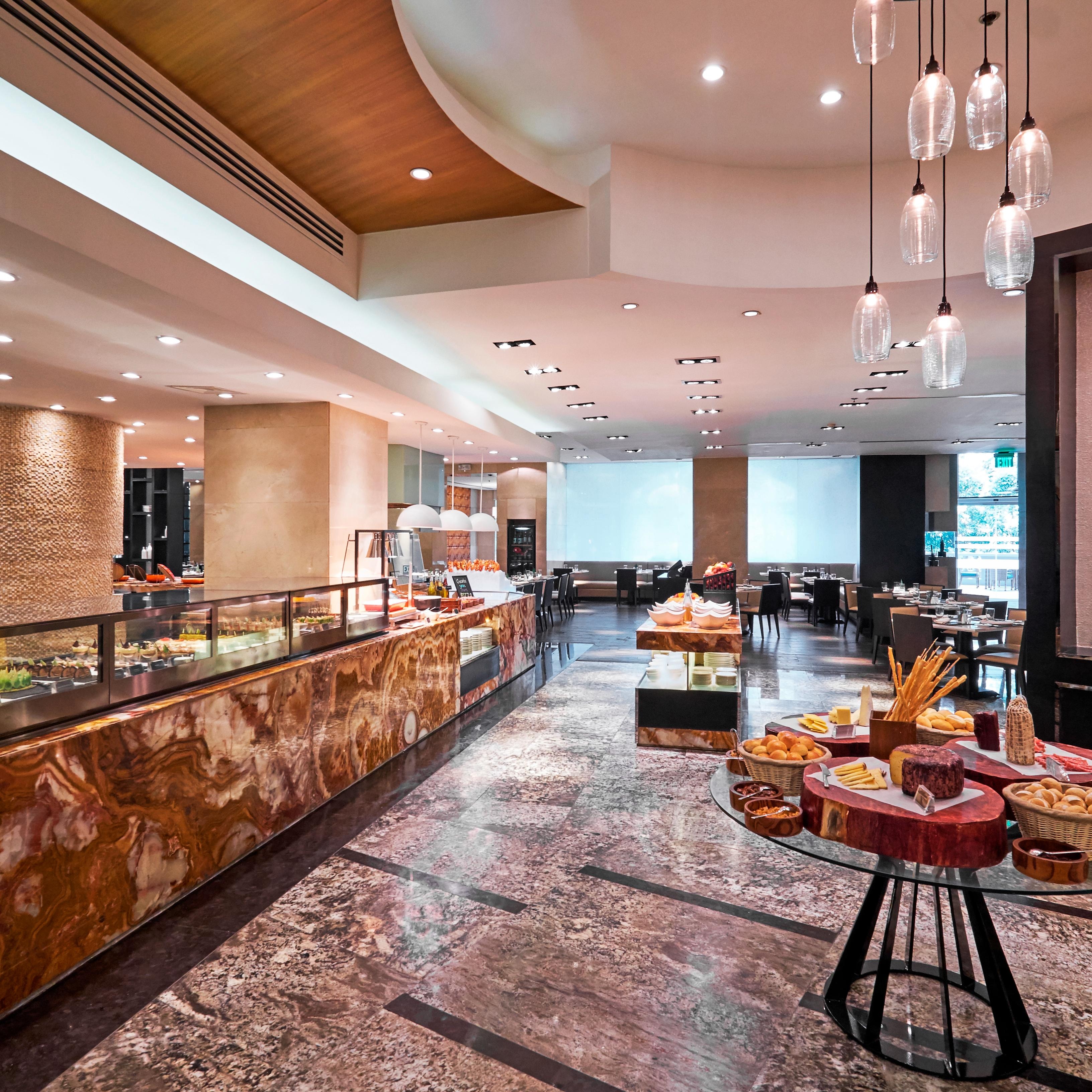 Marriott Hotel Buffet JW Kitchen, JW Marriott Hotel Marina More