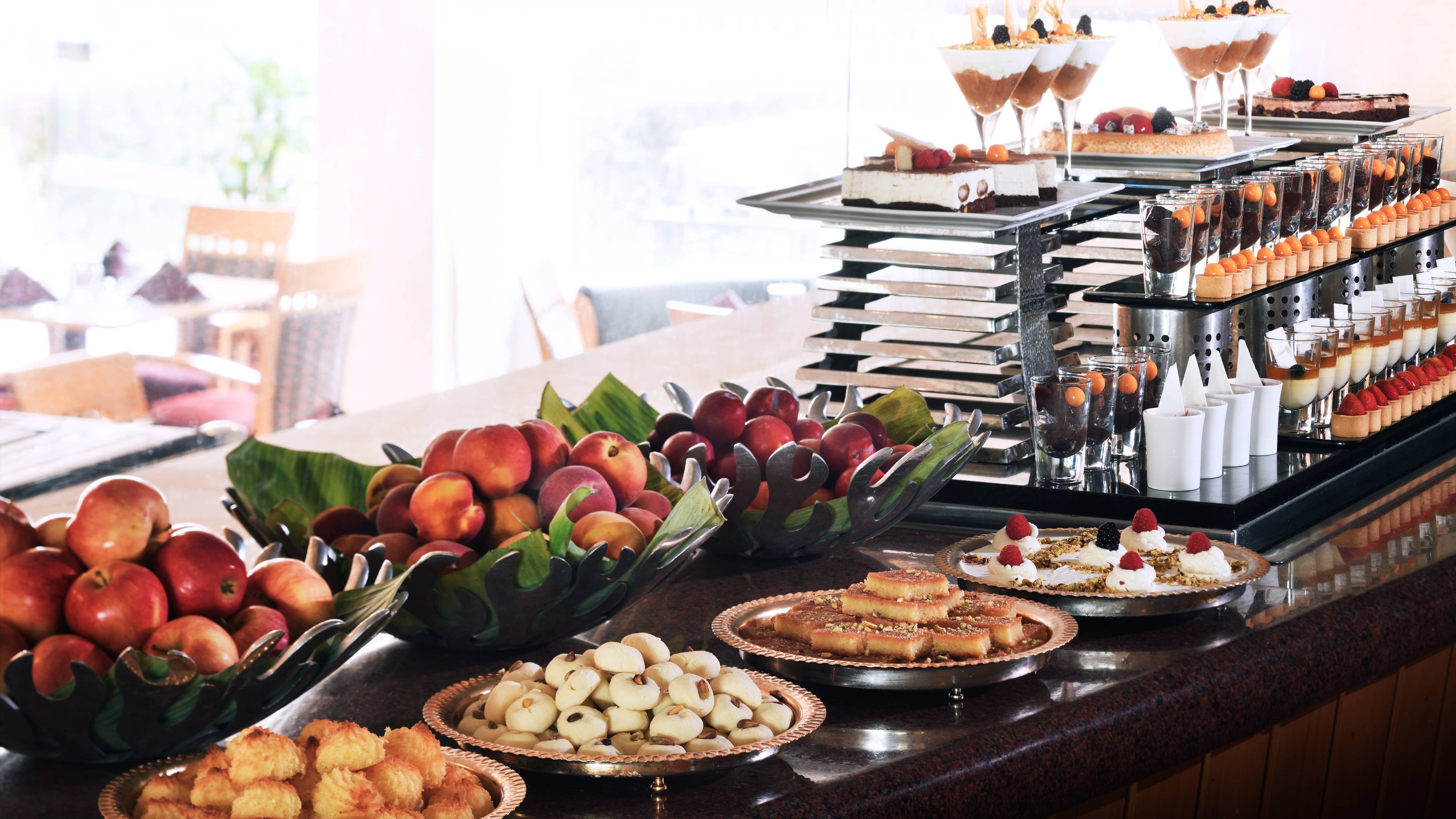 Riyadh Meeting Catering | Riyadh Marriott Hotel | Marriott Bonvoy ...