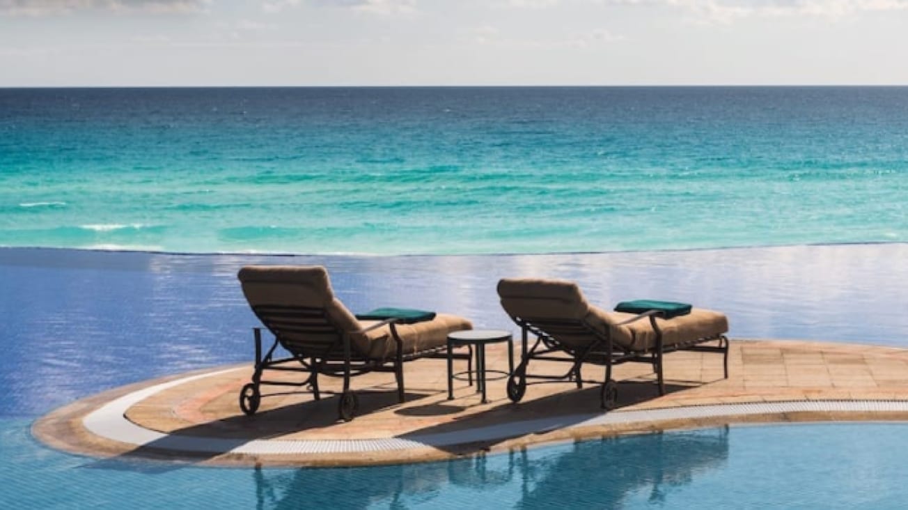 Platinum Elite Status | Elevate Your Stays & Benefits | Marriott Bonvoy